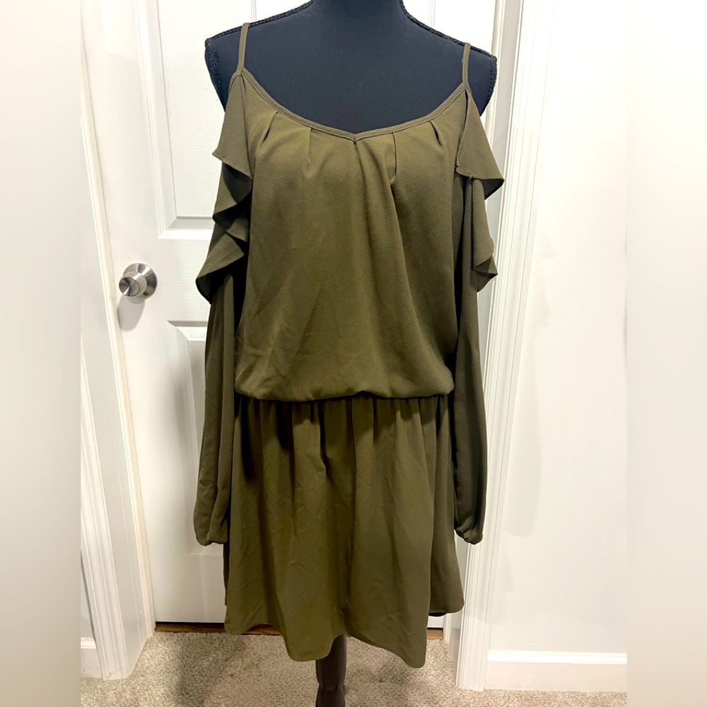 Olive Green Keyhole Arm Dress - Gem